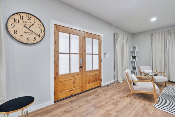Modern 3-br Retreat Downtwn Indy - Indianapolis, IN