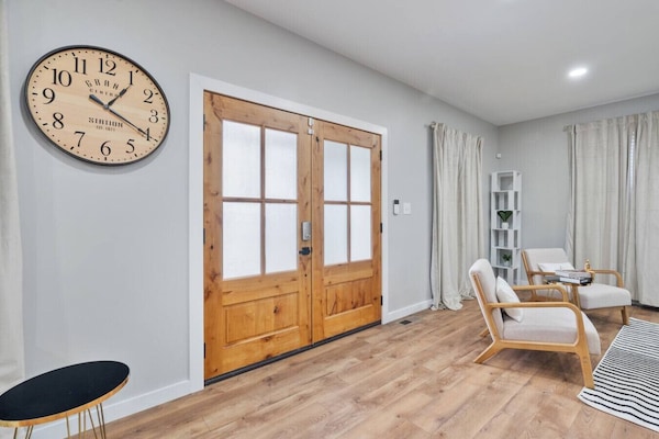 Modern 3-br Retreat Downtwn Indy - Indianapolis, IN