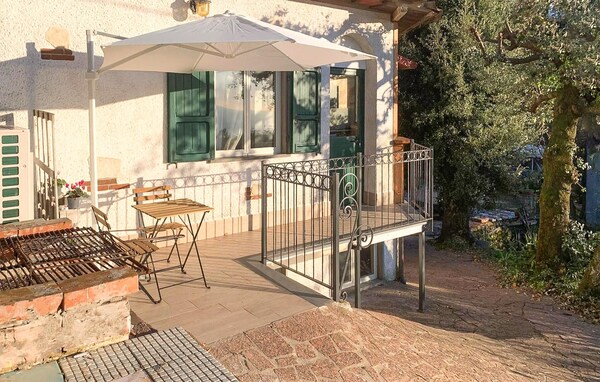 Gorgeous Apartment In Capezzano Monte - 福爾泰德伊馬爾米
