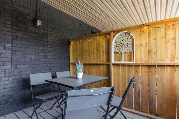 Casa Leslieville - 2br Suite With Lrg Patio! - Toronto