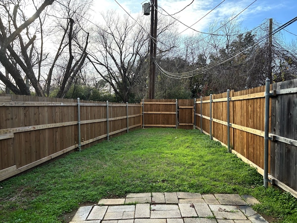 4 Mins To Att Stadium! Cozy 2-bedroom Duplex Unit In Charming Arlington - Bedford, TX