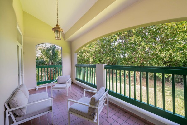 Villa Papaya  Garden Views & Family Comfort - Dorado