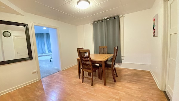 1103#201-charming 2-bedroom Apartment With Ac, Wifi In Brilliant Dubuque - Dubuque, IA