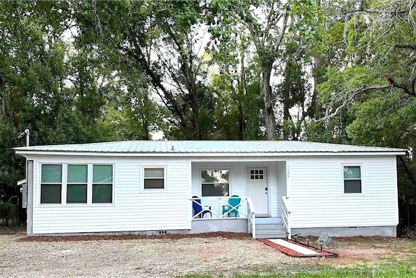 Charming 2-bdrm Home W. Fitness Room In Tallahassee- Near Universities & Capitol - Tallahassee, FL