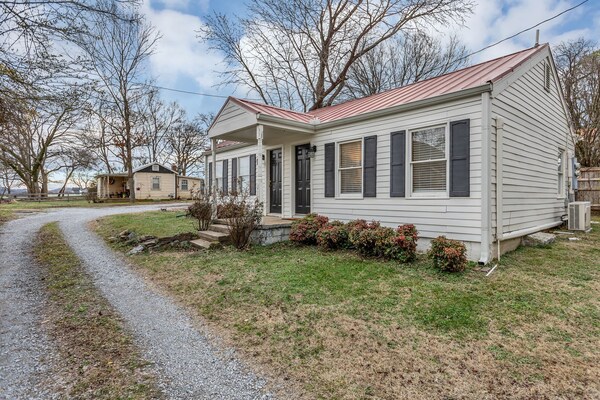 Pasture Bedtime - Great Location! - Franklin, TN