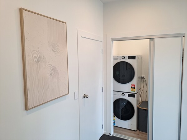 Tainui Charm - Fully Renovated, 3 Bedrooms - ダニーデン