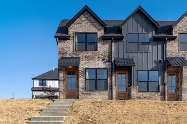 The Brick House In Rogers - 羅傑斯