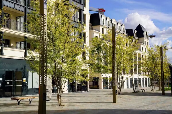 Confort Apartment Near Panorama Lake Close To Paris - Boulogne-Billancourt