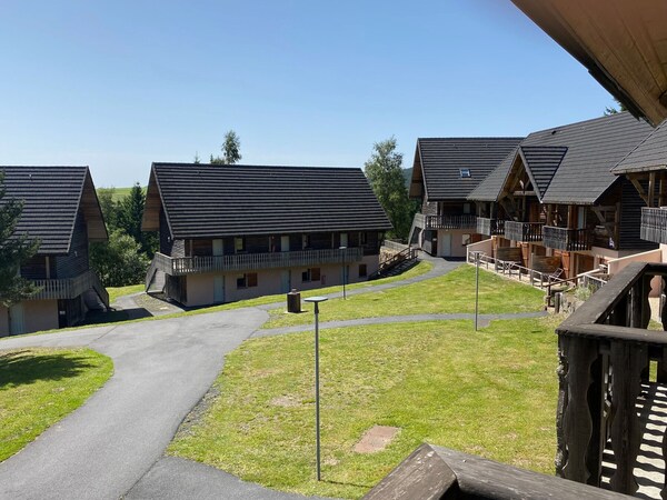 Duplex Spacieux Avec Piscine Aux Bois De La Reine - Puy de Sancy
