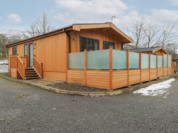 Dovestone Luxury Lodges (Sleeps 4) - Pets Welcome In Greenfield - Oldham