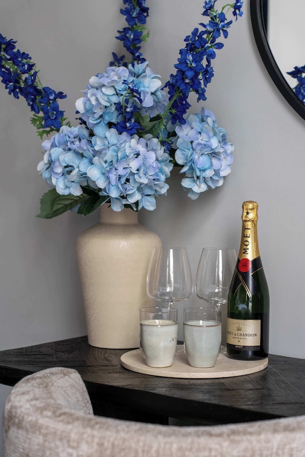 Elegant Balcony Suite - Antwerp