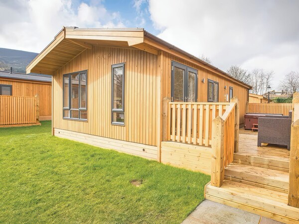 Dovestone Luxury Lodges (Sleeps 6) - Pets Welcome In Greenfield - 