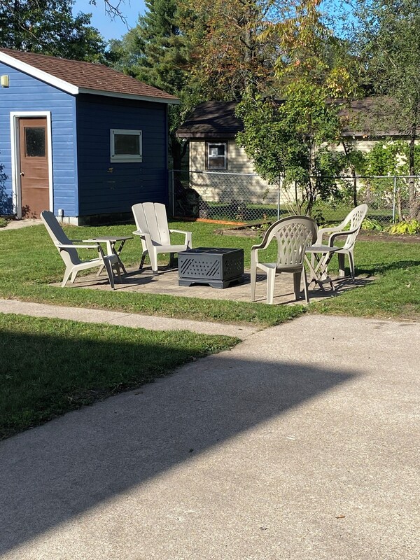 Cottage By The Beach 2 - Wisconsin