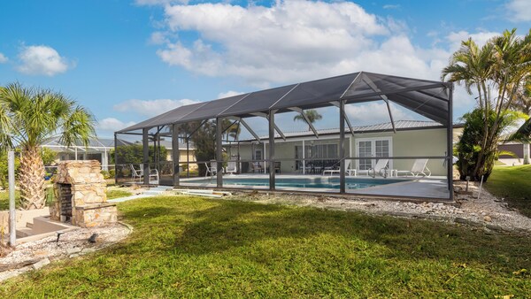 Beautiful Waterfront Pool Home Yacht Club Direct Gulf Access - Florida