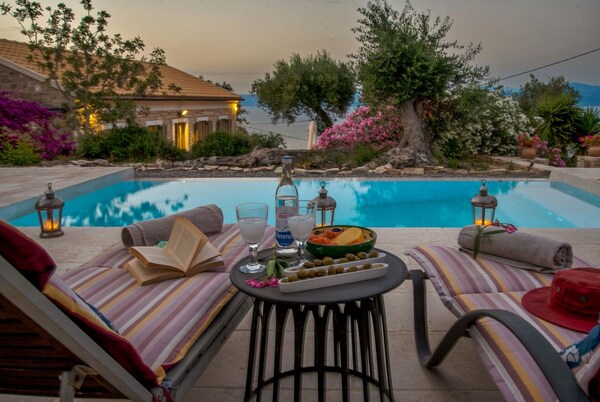 Amara Villa - Drei Schlafzimmer Villa, Schläft 6 - Paxos