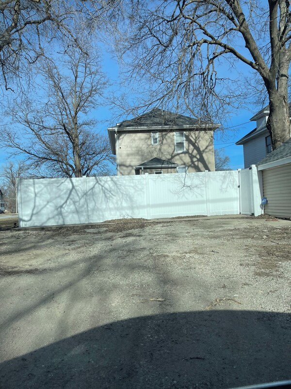 Historical 3-bedroom House In Welcoming Waterloo With Wifi And Adt Security. - Cedar Falls, IA