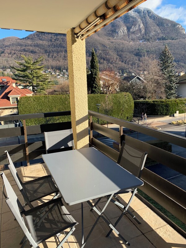 Apartment With Terrace Close To Lake Annecy And All Amenities - Veyrier-du-Lac