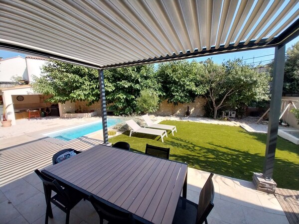 Quiet Villa With Swimming Pool, 300m From The Sea, Shops And Port - Martigues
