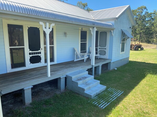Country Getaway Unwind Watch The Cows Or Enjoy Local Sights And Wineries - Stroud, Australia