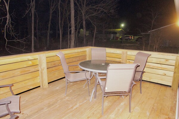 The Maple Den - Elizabethtown, KY