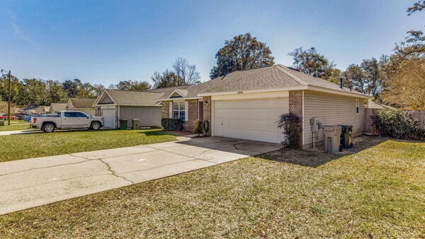 Charming Pet Friendly 3-bedroom House Near Uwf In Pensacola _cozy Fenced Yard! - University of West Florida, Pensacola