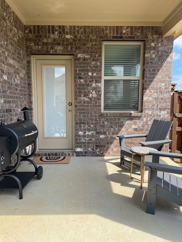 Home Away From Home- While Away Ii - Little Elm, TX