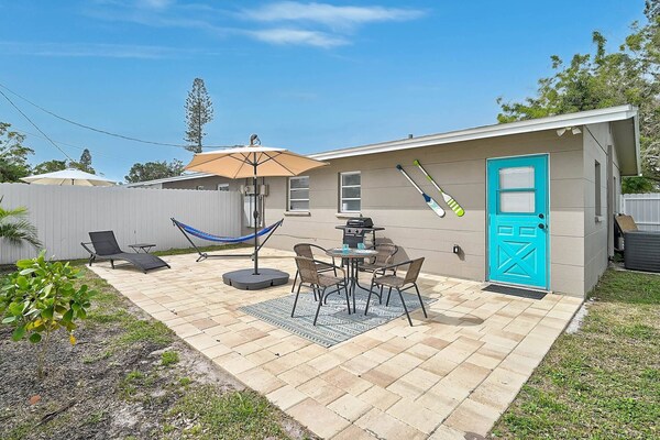 Sunrise Villa - Close To Beaches, Bbq, Outdoor Dining, Hammock, Parking For Boats And Motorcycles! - Anna Maria Island, FL