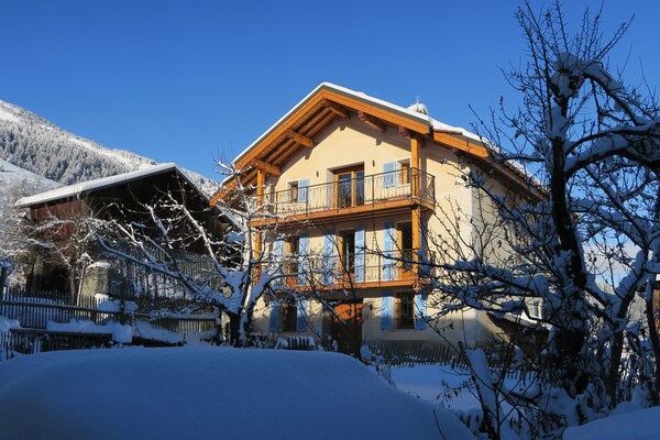 Chalet Tsaré, Capacité Maximum 15 Personnes - Moutiers