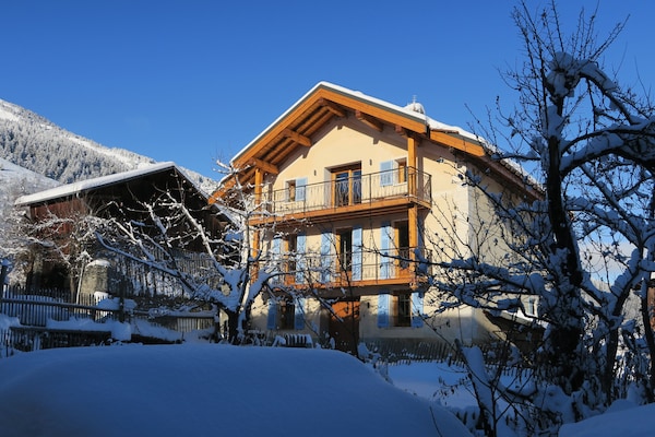 Chalet Tsaré, Capacité Maximum 15 Personnes - Moutiers