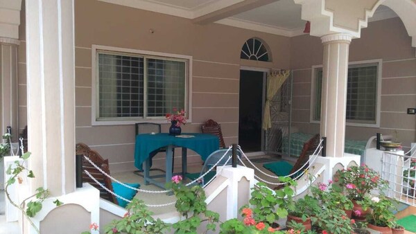 Delightful 3-bedroom House In Ponnampet ,Kodagu With Beautiful Nature Around. - Kodagu