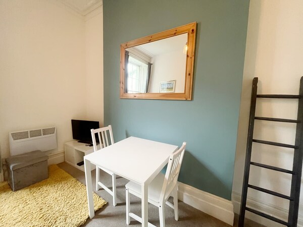 Great 1 Bed Walking Distance To Whiteladies Road - Bristol