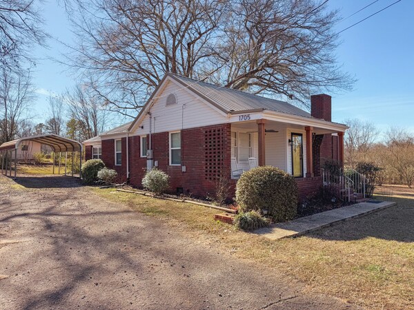 Joy's Place - 3br/2ba Cottage In The Heart Of Oxford! - Cheaha State Park, Delta