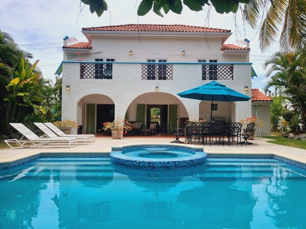 Breezy Palms Villa - Charming 3 Bedroom Villa With Wifi, Pool And A/c - Tobago