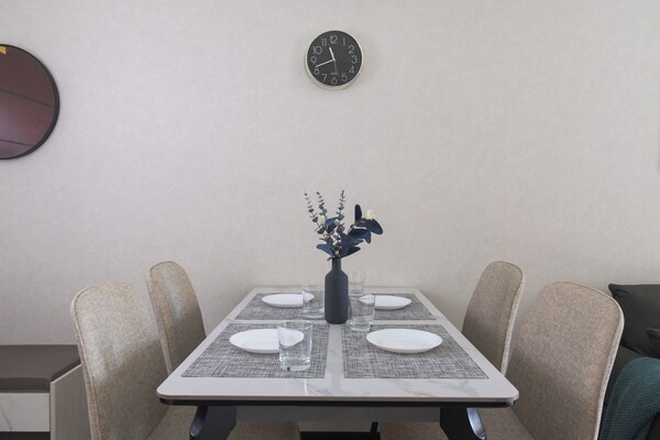 Taipei Main Station Modern Comfort 2b1b Living, Dining, Kitchen - Taipei