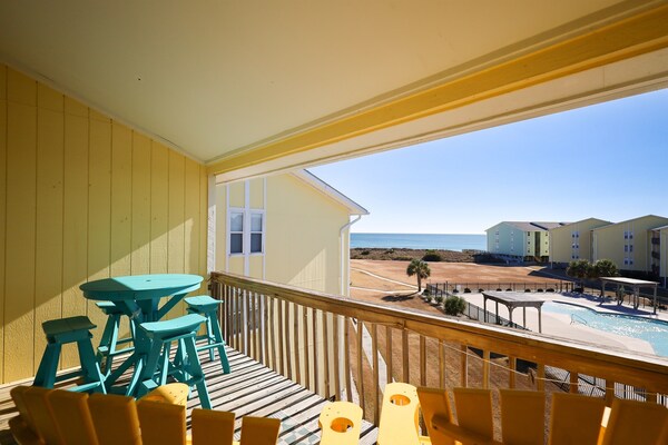 Carolina Waves- Oceanfront Fun In Surf City! - Topsail Island, NC