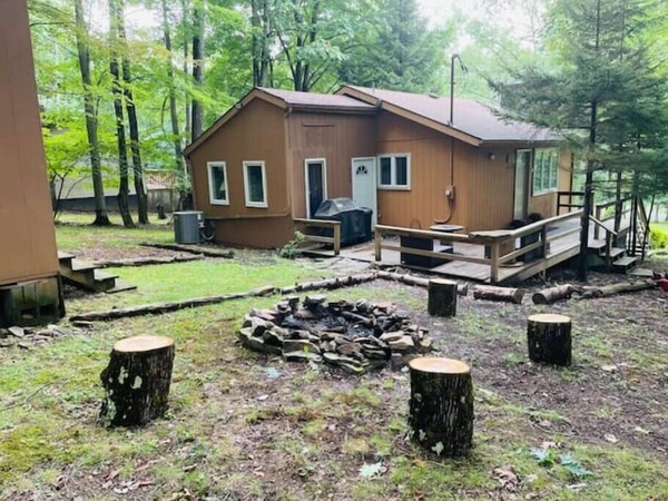 *Millstone Cottage W/lake & Pool Access, Wi-fi - Deep Creek Lake, MD