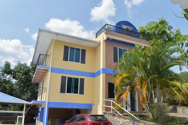 Farm Lodging With Swimming Pool In Tena Cundinamarca - La Mesa