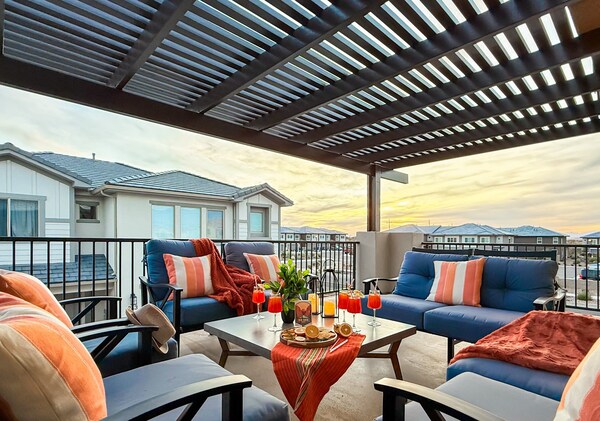Red Rock Roamin' | Private Hot Tub | Resort Amenities | Sleeps 21 - Hurricane, UT