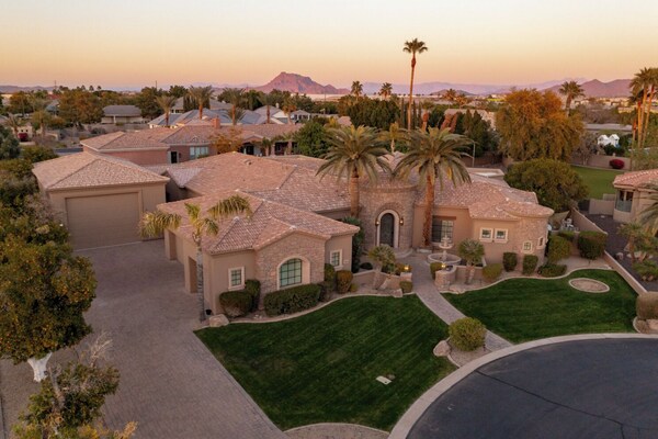 Pickleball, Hottub, Heated Pool, Bbq, Arcade Games - Mesa, AZ