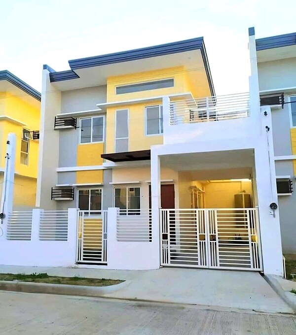New Cozy 4br Near Davao Airport Bestaycation For Family/group Upto 14 - Davao City