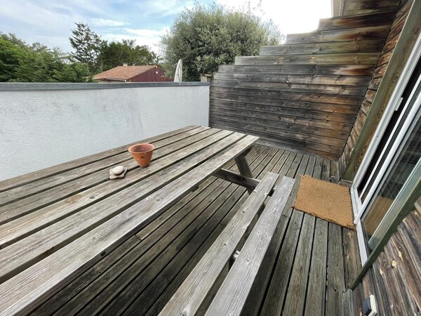 La Tomate Surfeuse 2  Appartement Confortable à Hourtin, Proche Plage, 4 Pers, Idéal Familles - Plage du Pin Sec