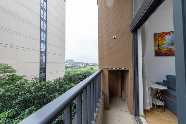 Baiyun International Airport Center Apartments - Guangzhou