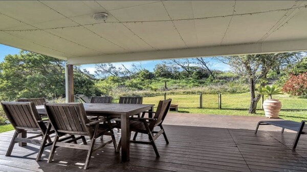 Surfside, Top Notch, Par Excellence - Wooli
