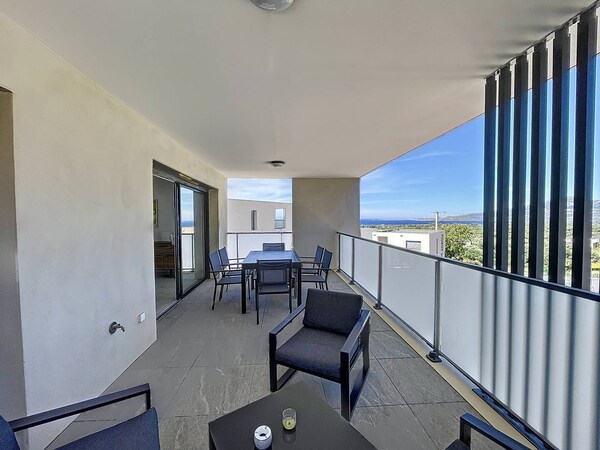 Apartment In A Residence With Swimming Pool - Calenzana