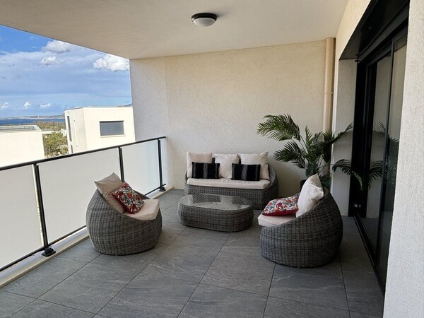 Apartment With Sea View And Citadel - Calvi
