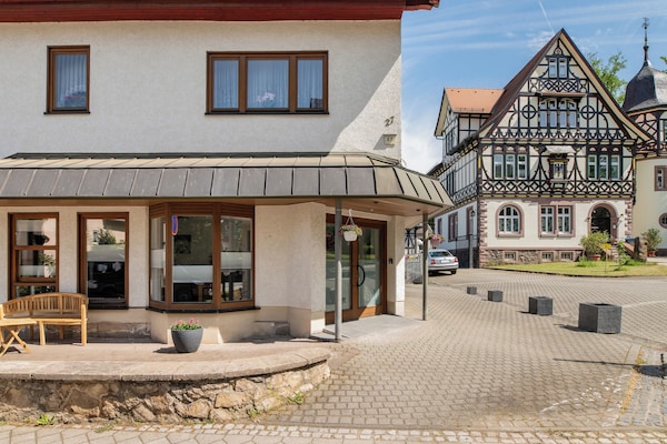 Barrier-free 4-star Vacation Apartment In The Heart Of Bad Liebenstein - Bad Salzungen