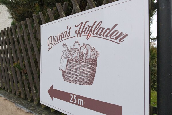 Kleine Ferienwohnung Für Bis Zu 4 Personen Direkt Am Landgasthof Meimers - Bad Salzungen