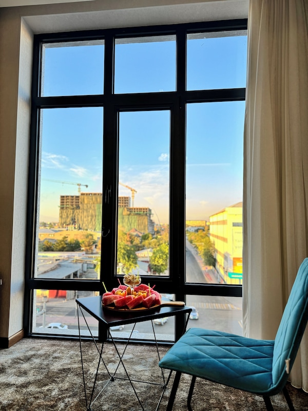 Spacious 51-bedroom Hotel In Awesome Tashkent With Ac, Fitness Room, Wifi - Tashkent