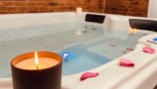 Love Room - Parenthèse Romantique Avec Spa Privé - Challans