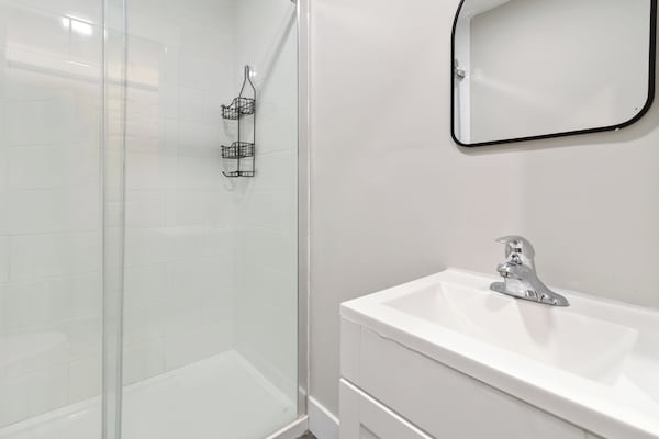 1 Bedroom Apartment In A Calm And Secure Neighborhood - Moncton
